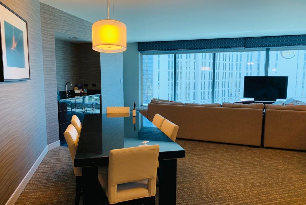 Elara by Hilton Grand Vacations - Timeshares for Sale | Fidelity Real ...