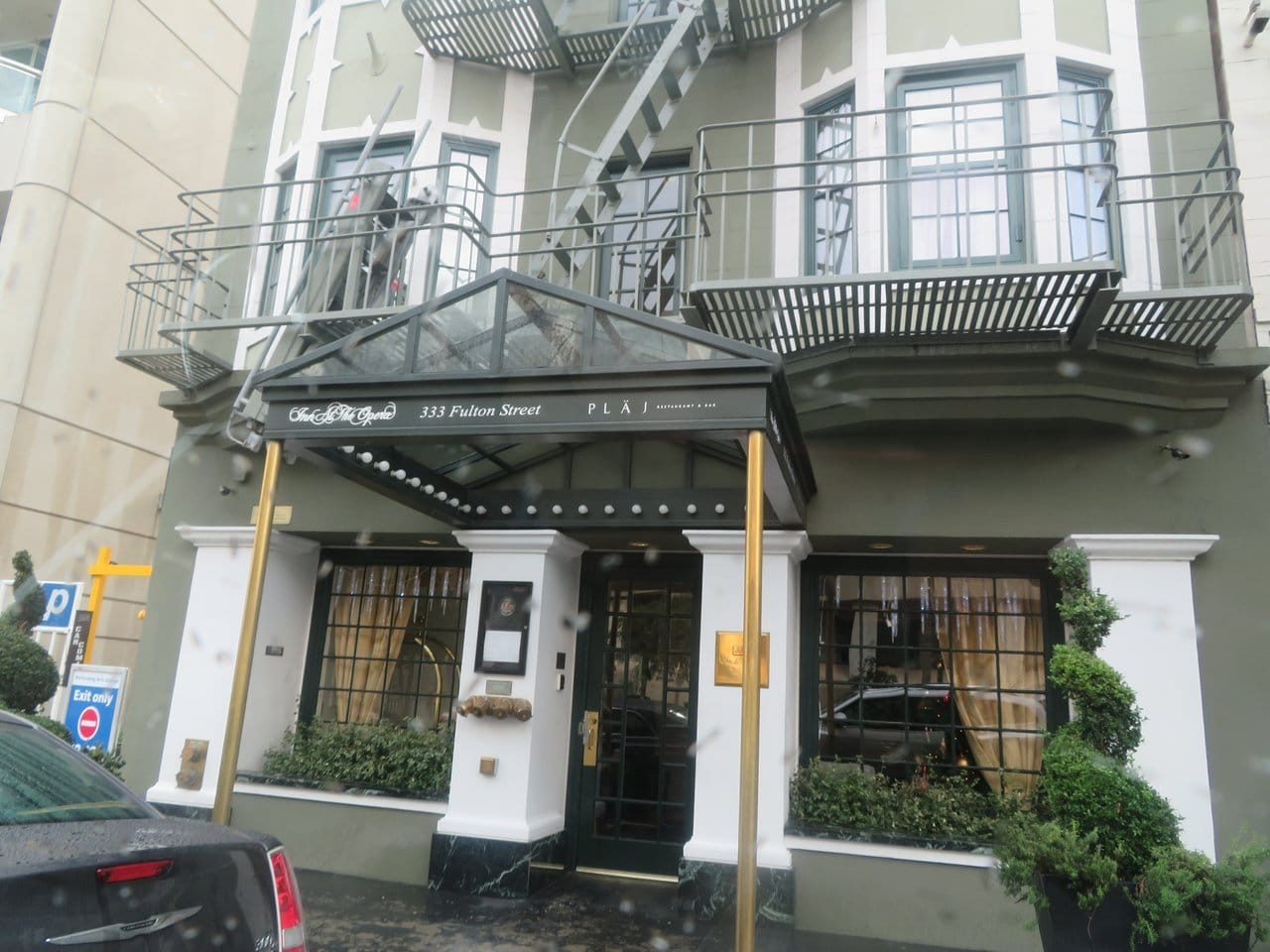 Inn at the Opera | California Timeshare - Fidelity Real Estate