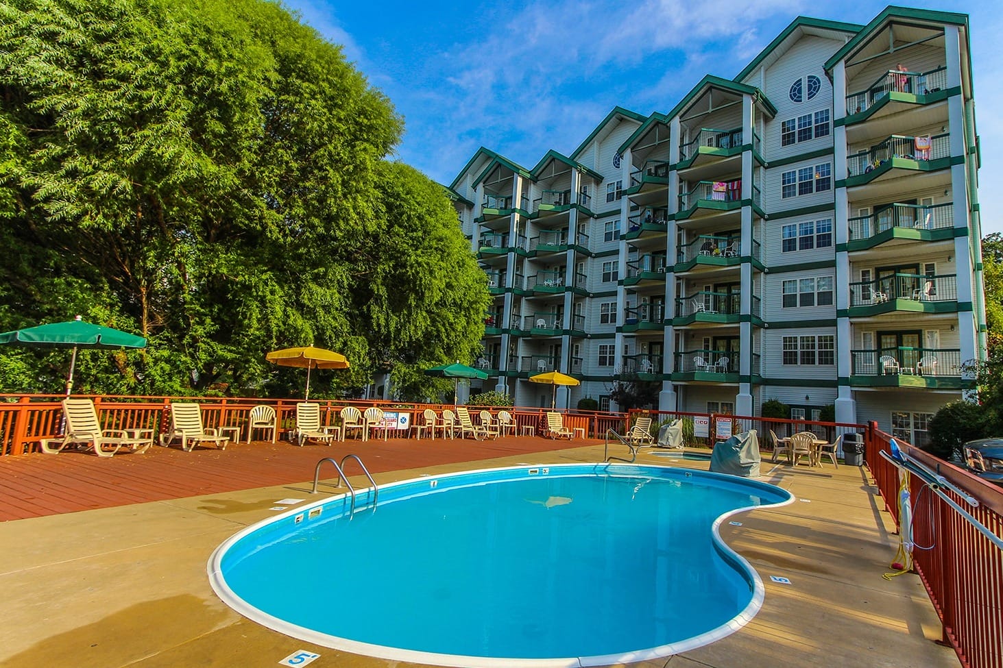 Best Branson Resorts to Visit This Summer - Fidelity Real Estate